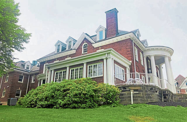 The Grandeur Estate boutique hotel opens in historic Greensburg mansion ...