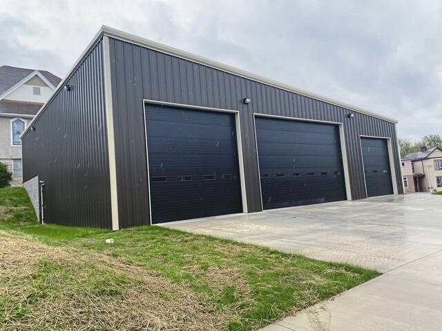 Jeannette moves fire trucks into new station - Lowber Pennsylvania